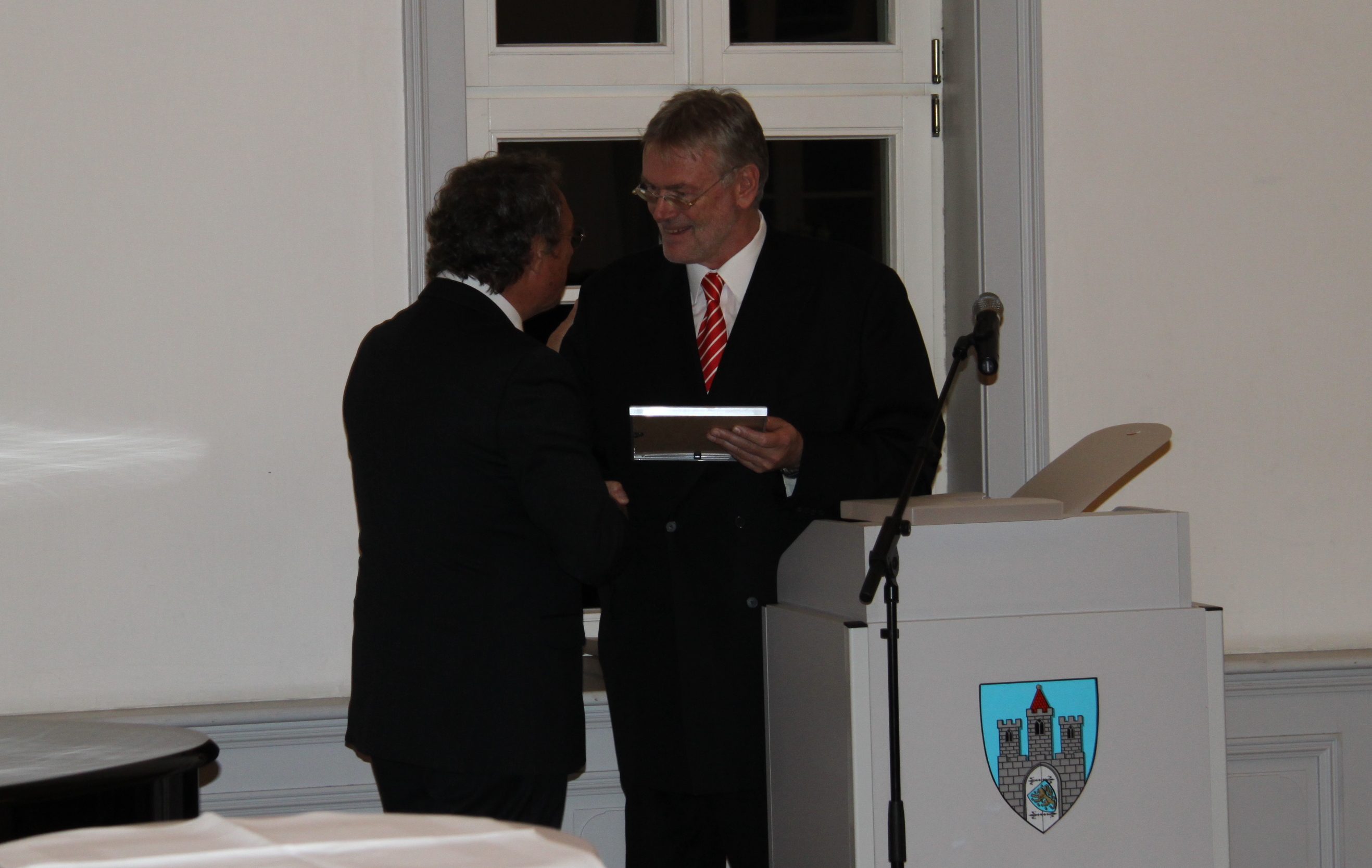 Verleihung der großen Hessisch-Thüringischen Sparkassenmedaille an ...